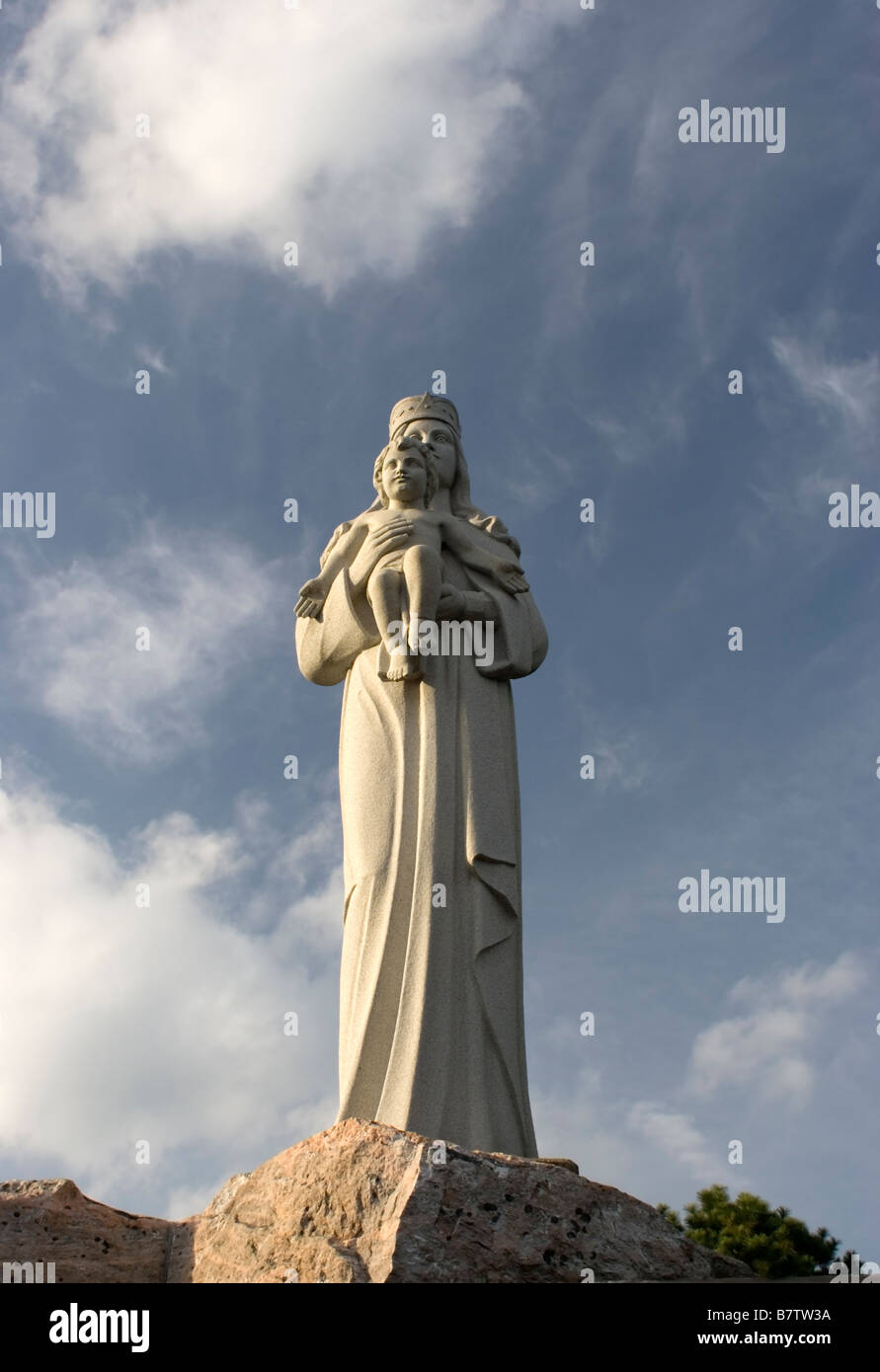 Family bond statue clouds sculpture heaven ethereal hi-res stock ...