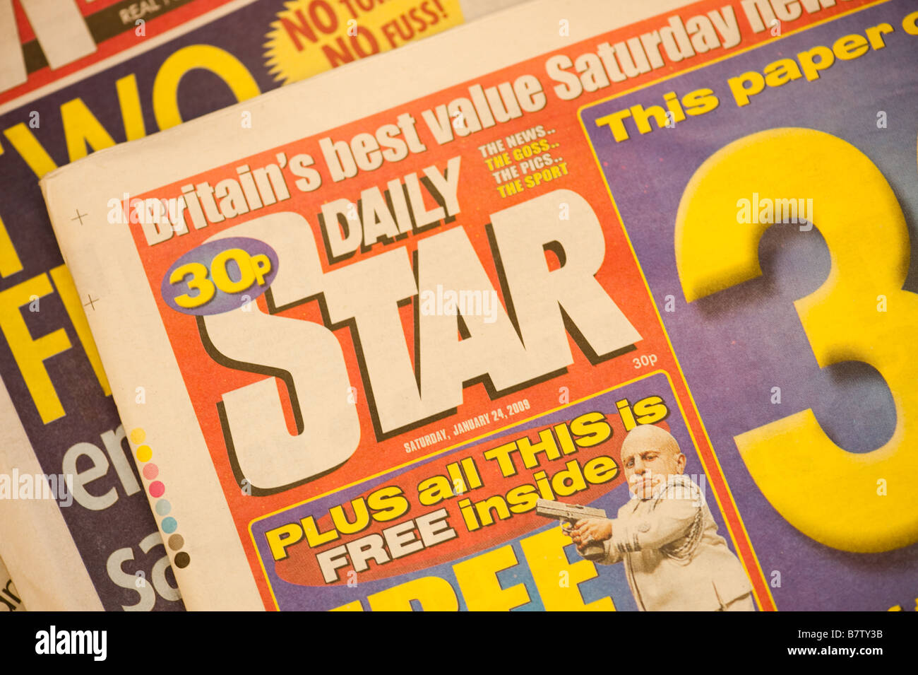 Daily star newspaper hi-res stock photography and images - Alamy