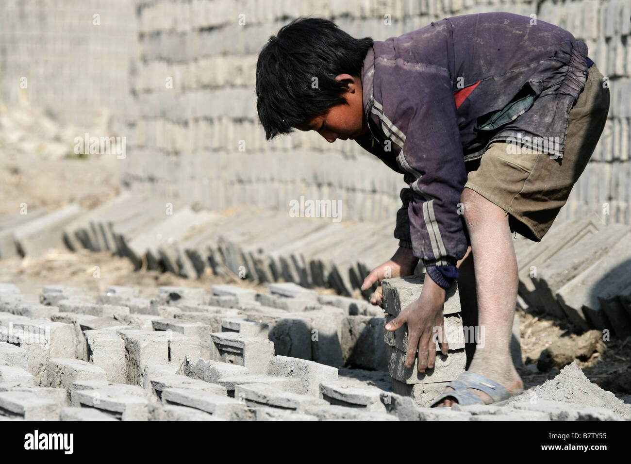 Stacking lift hi-res stock photography and images - Alamy