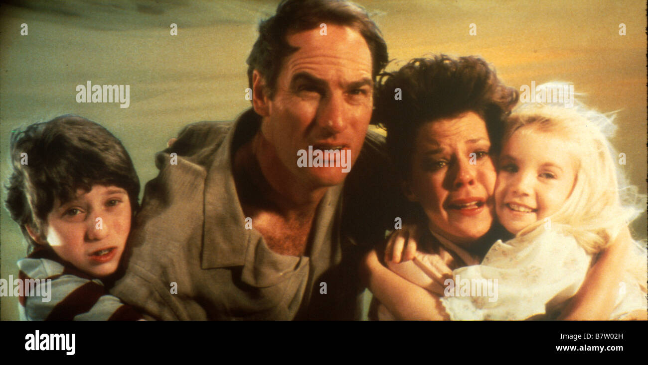 Poltergeist II: The Other Side Year: 1986 USA Director: Brian Gibson ...