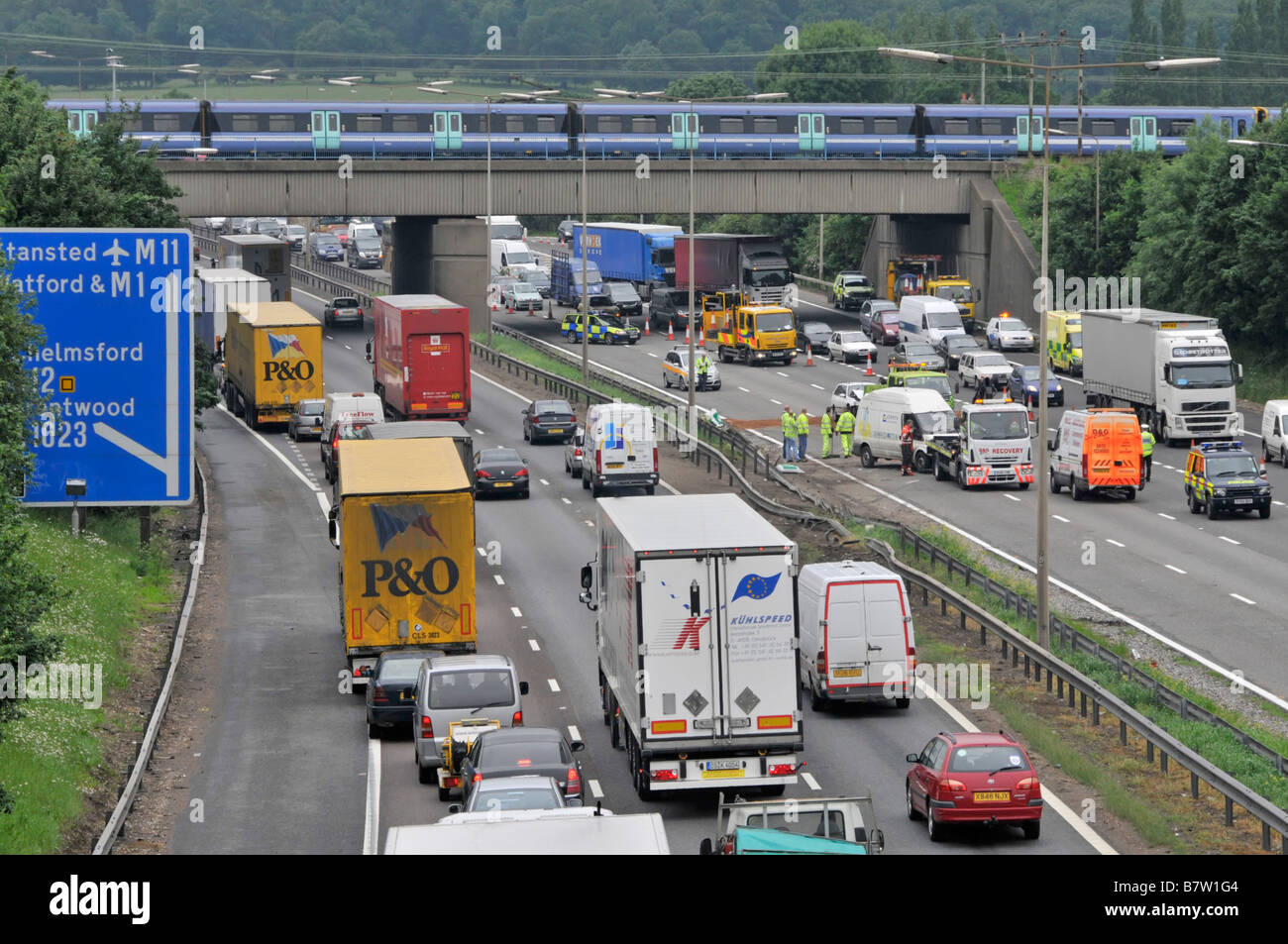 M25 Motorway Blue Sign High Resolution Stock Photography and Images - Alamy