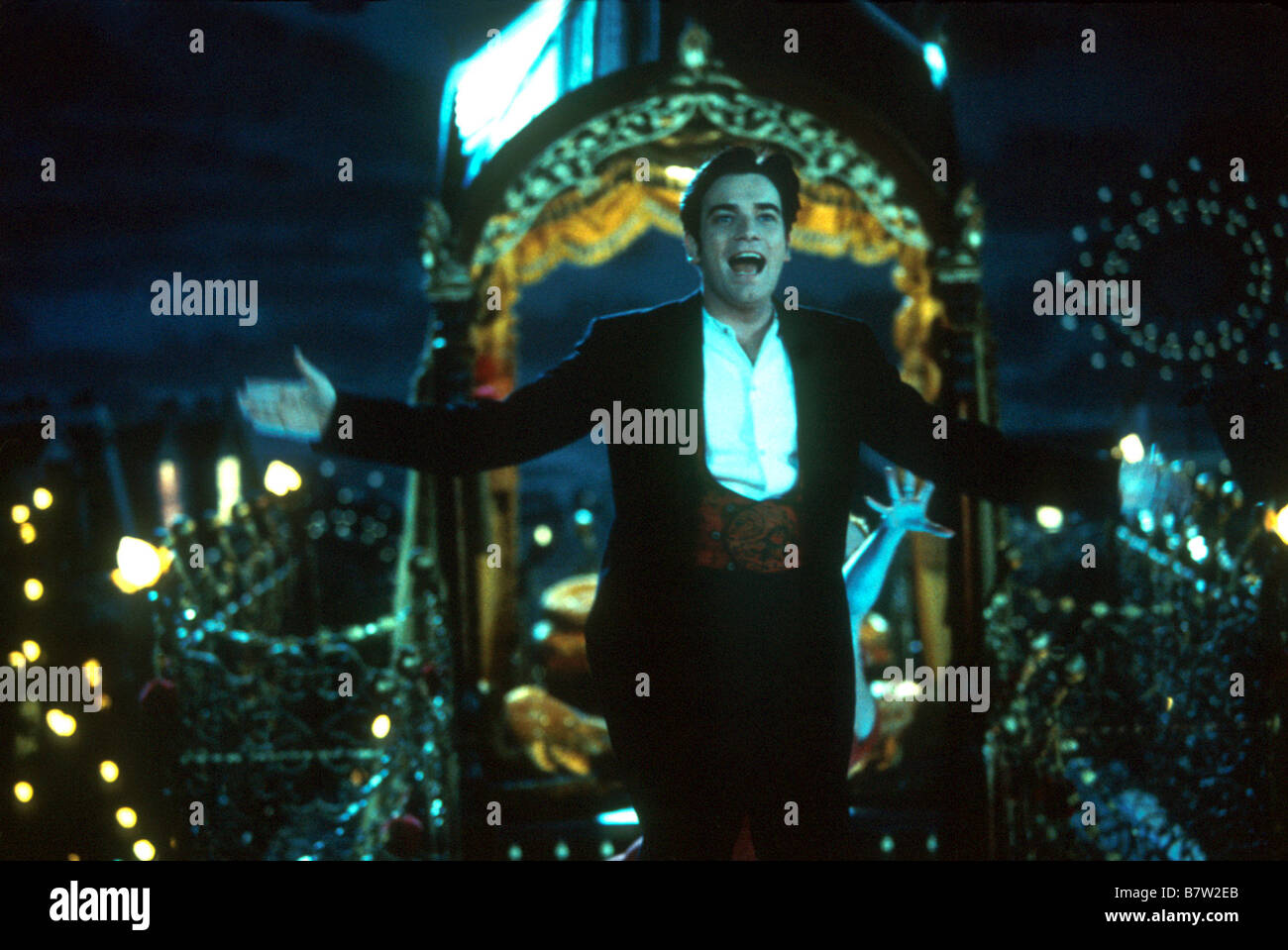 Moulin rouge 2001 hi-res stock photography and images - Alamy