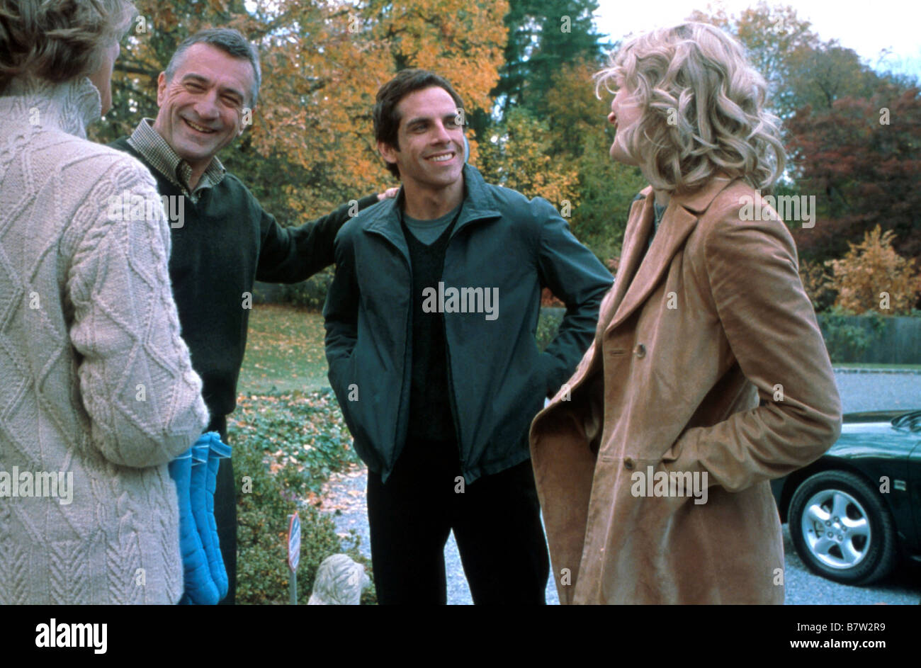Meet the Parents Year: 2000 USA Teri Polo, Ben Stiller, Robert De Niro ...