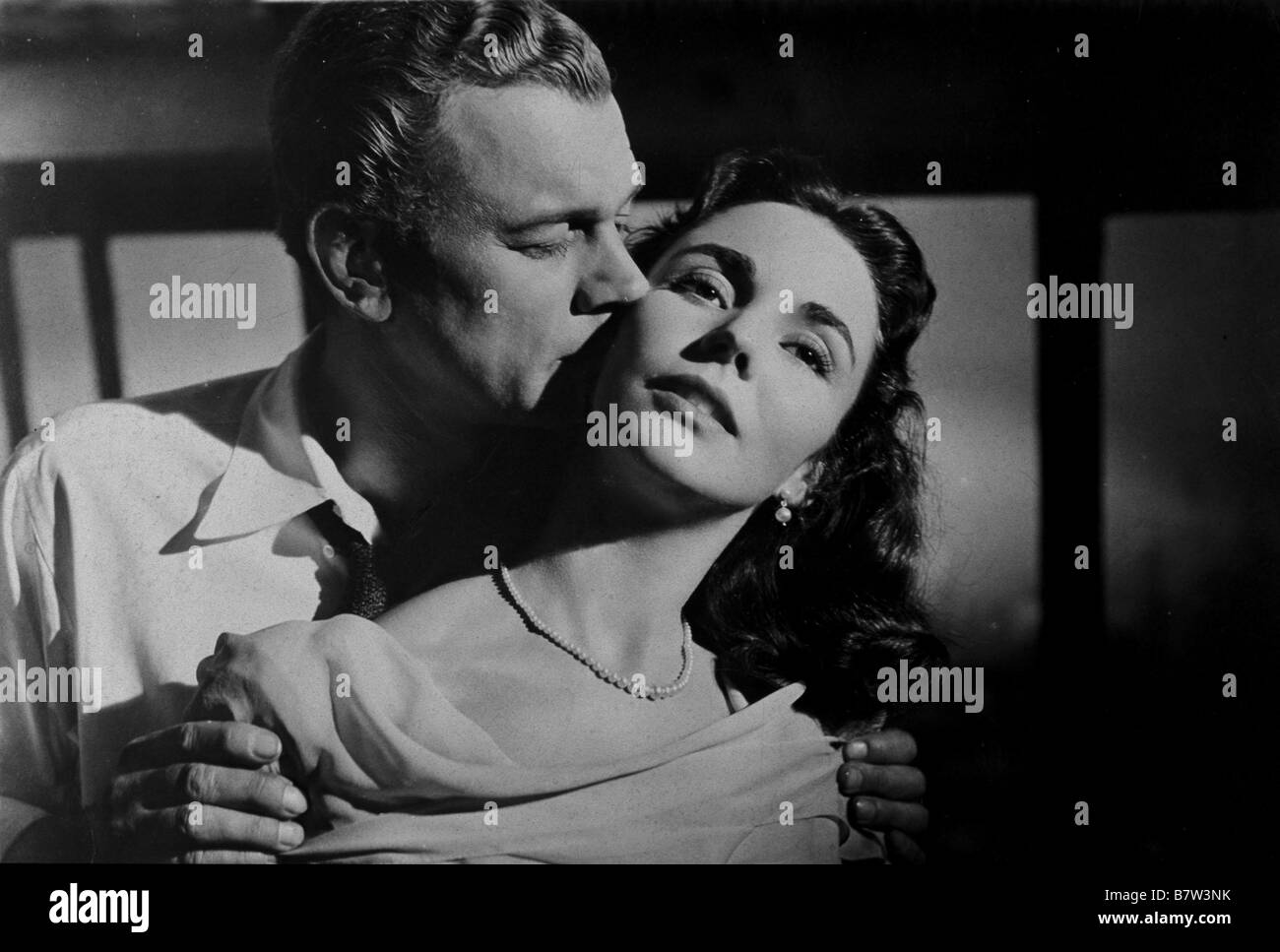 Jennifer jones portrait hi-res stock photography and images - Alamy