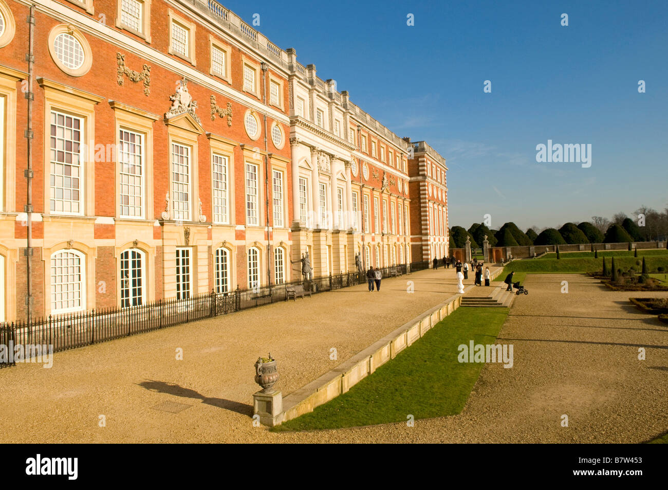 Hampton Court Palace in Surrey, England Stock Photo - Alamy