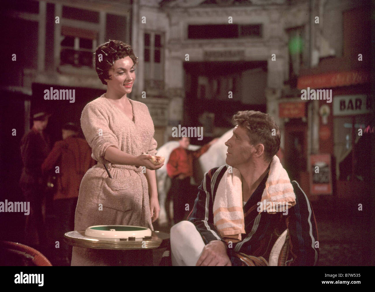Trapeze Year: 1956 USA Burt Lancaster, Gina Lollobrigida Director ...