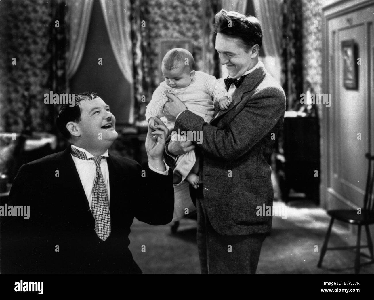 Oliver hardy director hi-res stock photography and images - Alamy