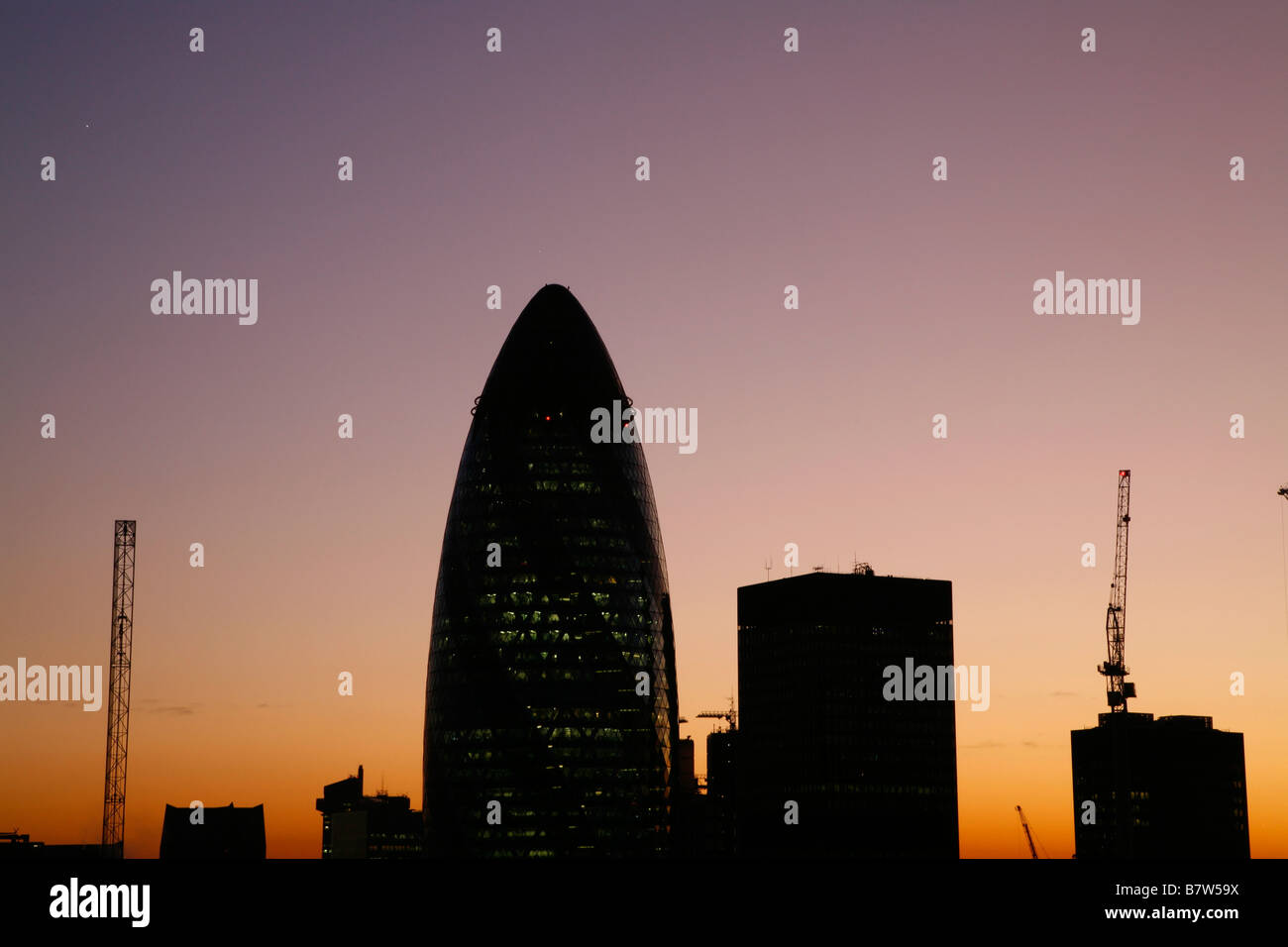 Gherkin skyline hi-res stock photography and images - Alamy
