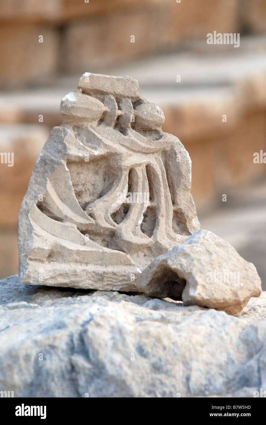 Roman pottery hi-res stock photography and images - Alamy