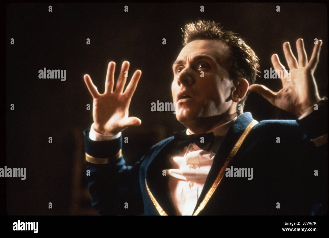 Four rooms 1995 tim roth hi-res stock photography and images - Alamy