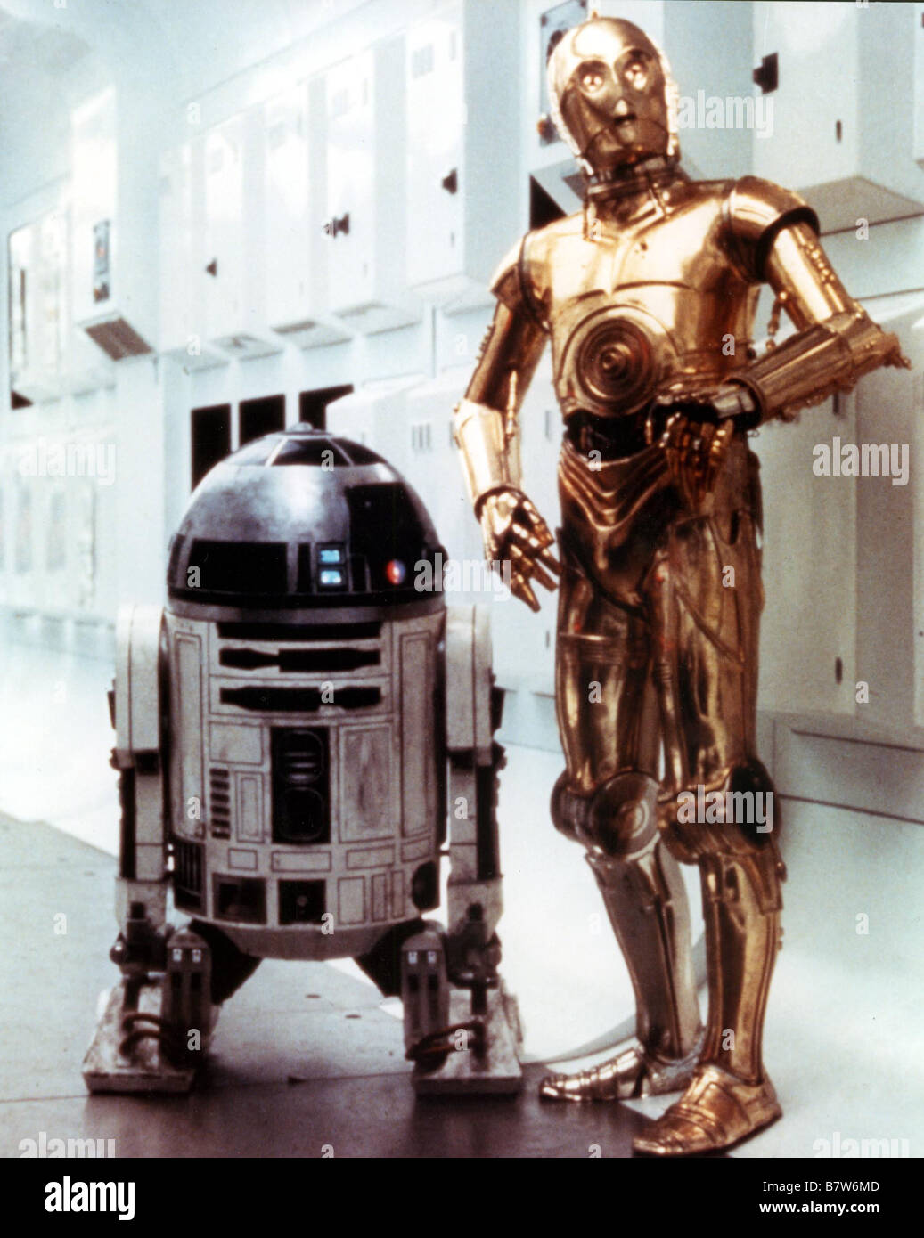 A new hope r2 d2 c 3po 1977 hi-res stock photography and images - Alamy