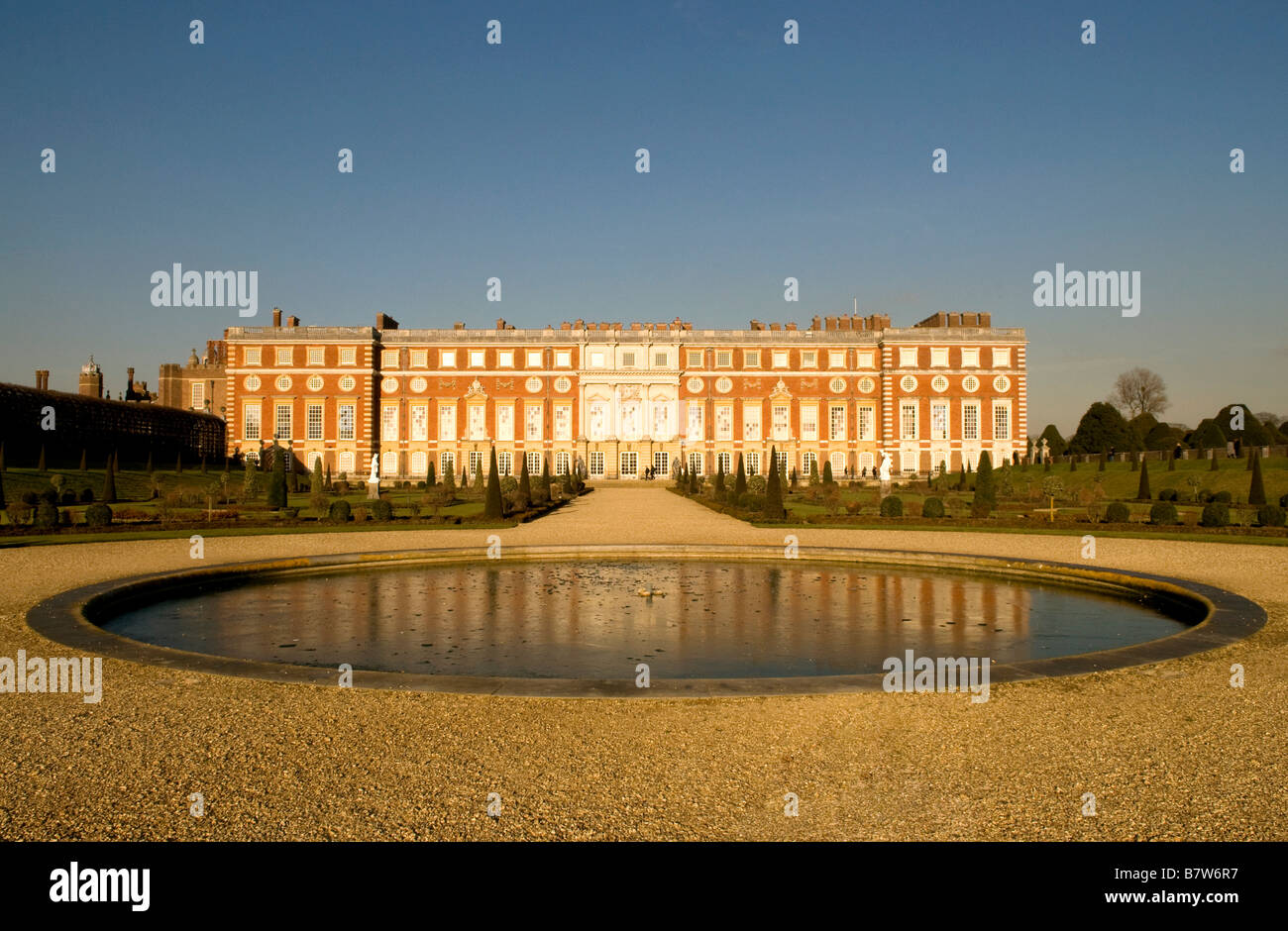 Hampton Court Palace in Surrey, England Stock Photo - Alamy
