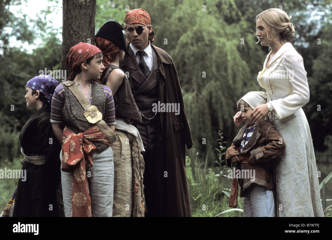 Finding Neverland Year: 2004 - UK / USA Kate Winslet, Freddie Highmore ...