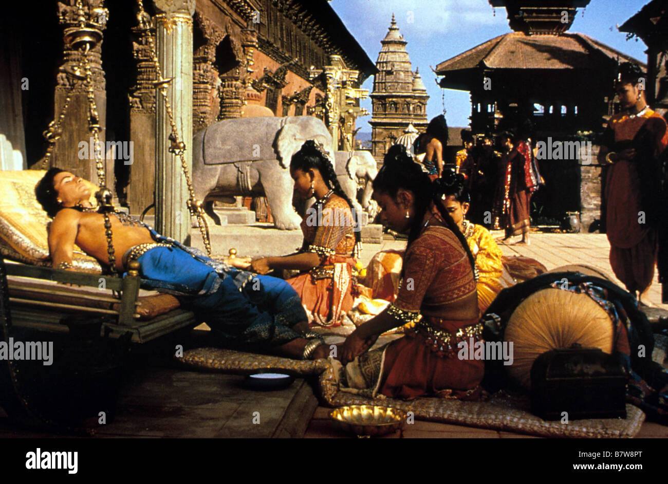 Little buddha keanu reeves hi-res stock photography and images - Alamy