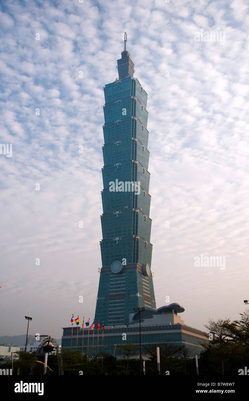 101 tower hi-res stock photography and images - Alamy