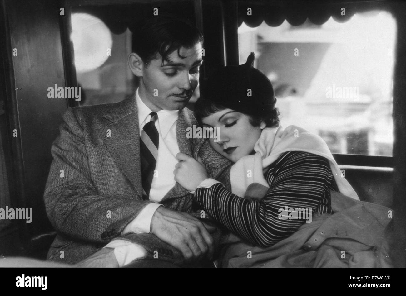 It Happened One Night Year: 1934 USA Clark Gable, Claudette Colbert ...