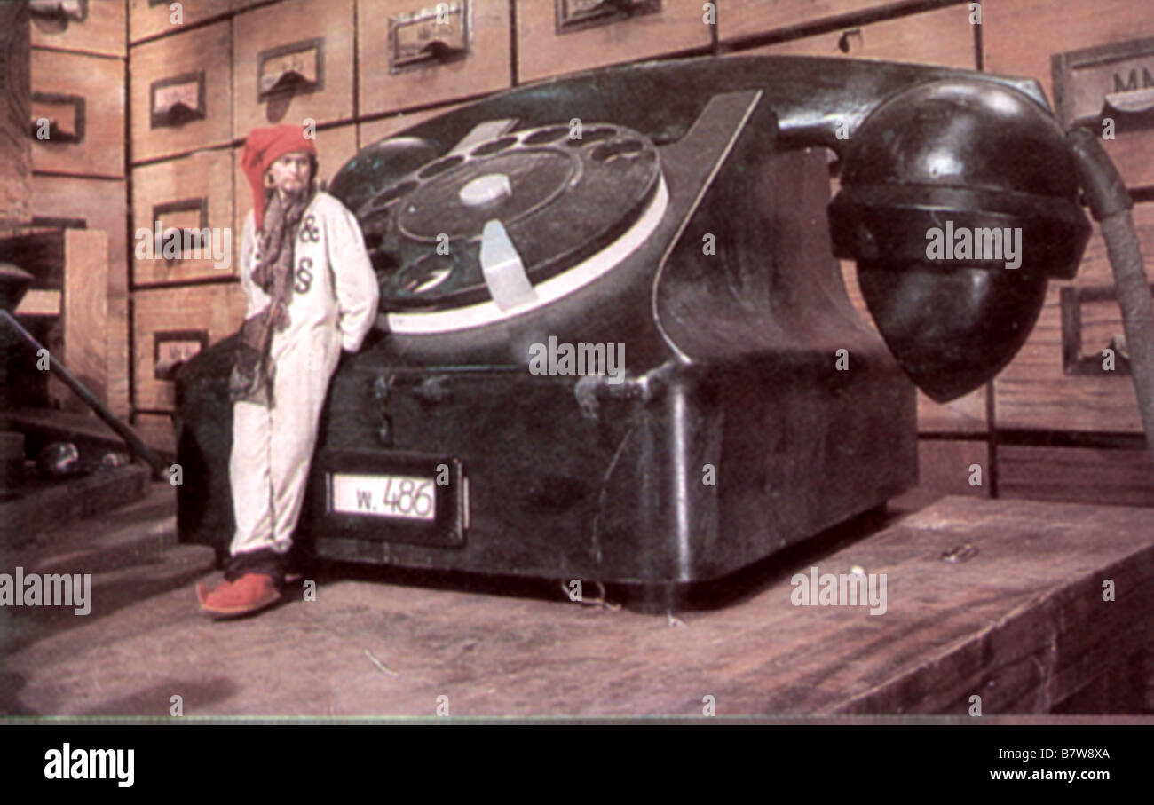 Kingsajz Kingsajz Year: 1988 - poland Director : Juliusz Machulski ...