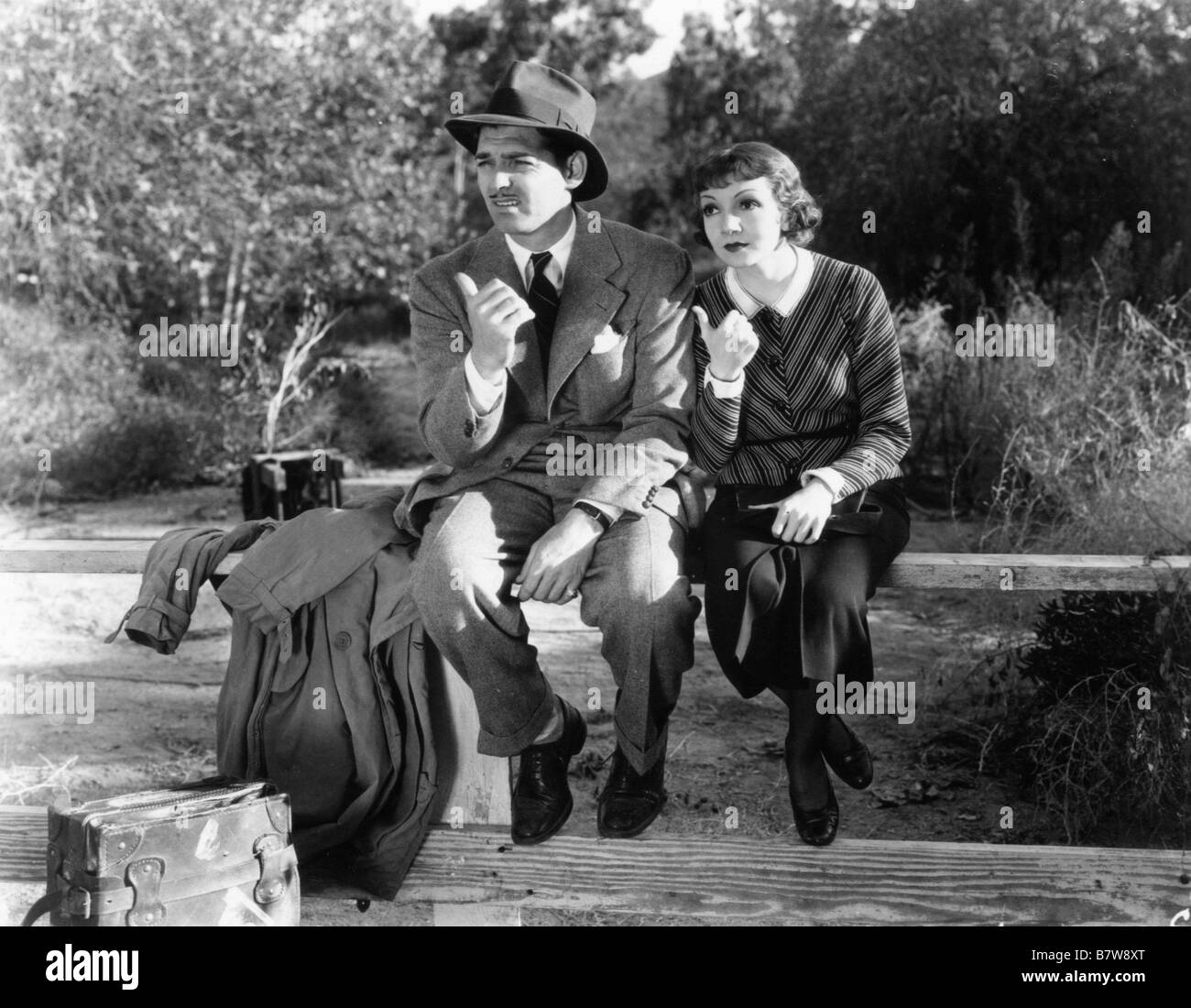 It Happened One Night Year: 1934 USA Clark Gable, Claudette Colbert ...