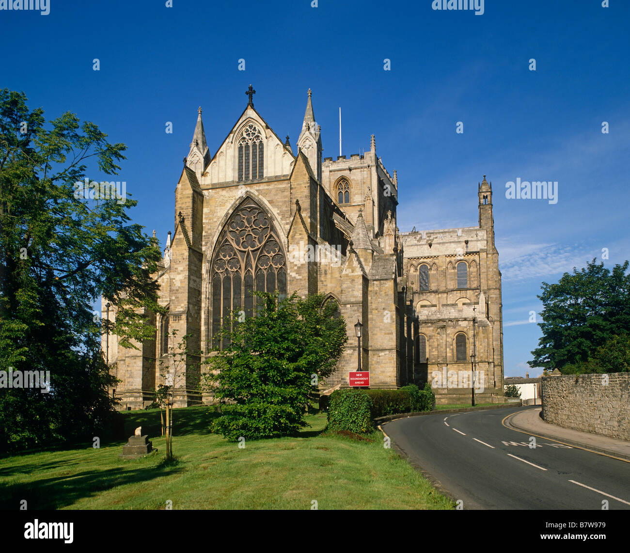 Ripon old buildings hi-res stock photography and images - Alamy