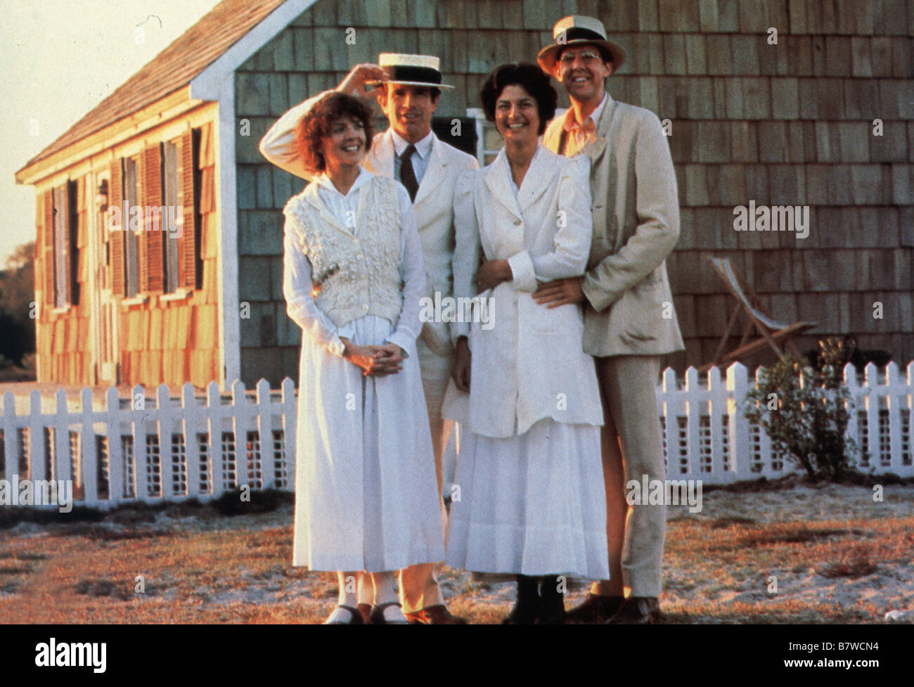 Reds Year: 1981 USA Warren Beatty, Diane Keaton Director: Warren Beatty ...