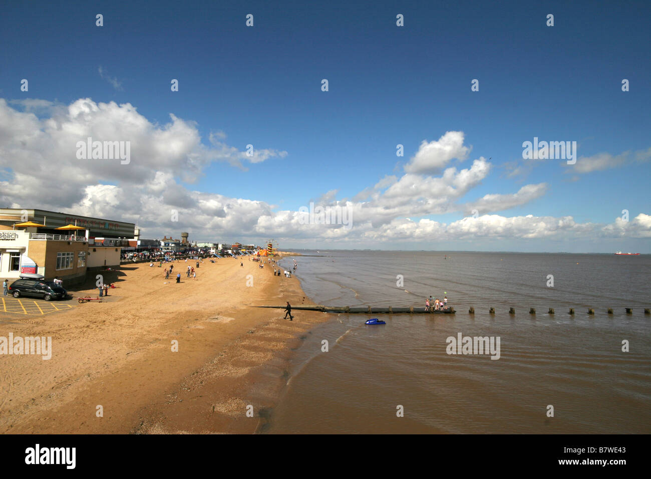 Promenade beach seaside sea sand hi-res stock photography and images ...