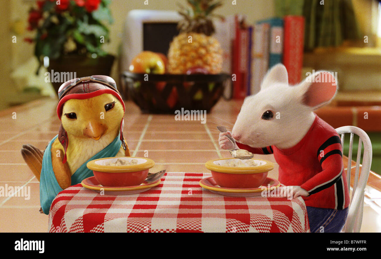 Stuart little 2 2002 hi-res stock photography and images - Alamy