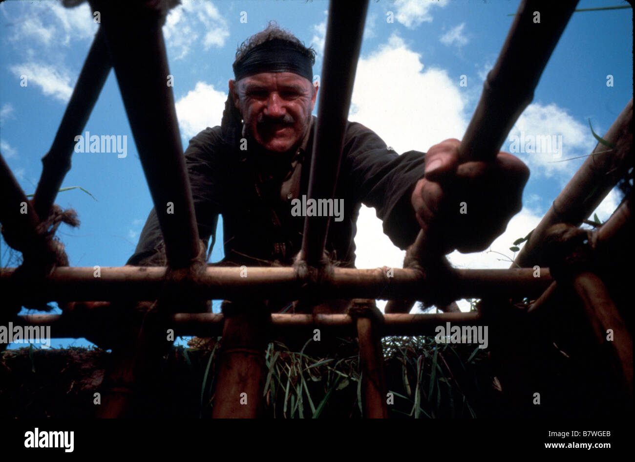 Uncommon Valor Year: 1983 USA Gene Hackman Director: Ted Kotcheff Stock ...