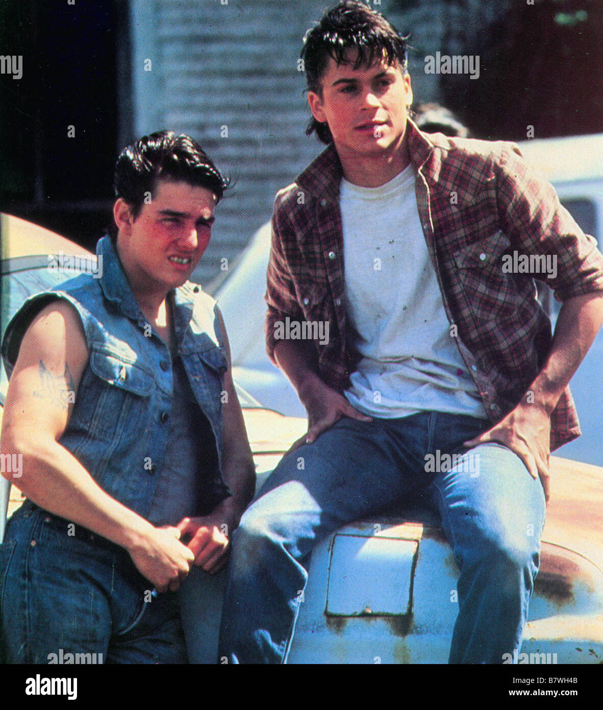 The Outsiders Year: 1983 USA Tom Cruise, Rob Lowe Director : Francis ...