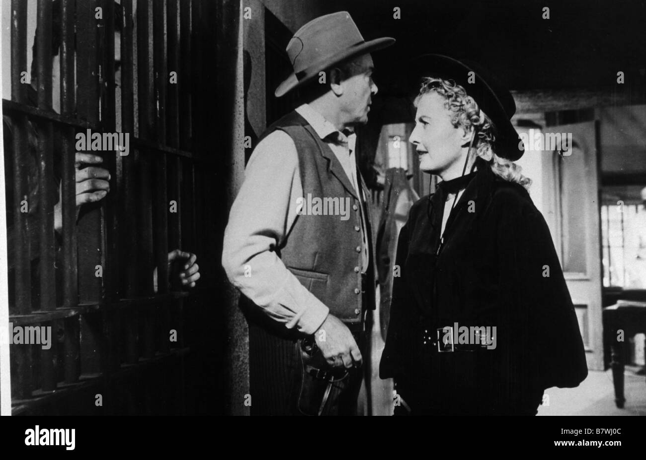 40 tueurs Forty Guns / quarante tueurs Year: 1957 USA Barbara Stanwyck ...