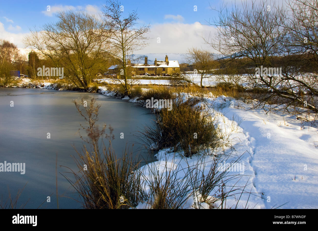Snowfall in greenfield hi-res stock photography and images - Alamy