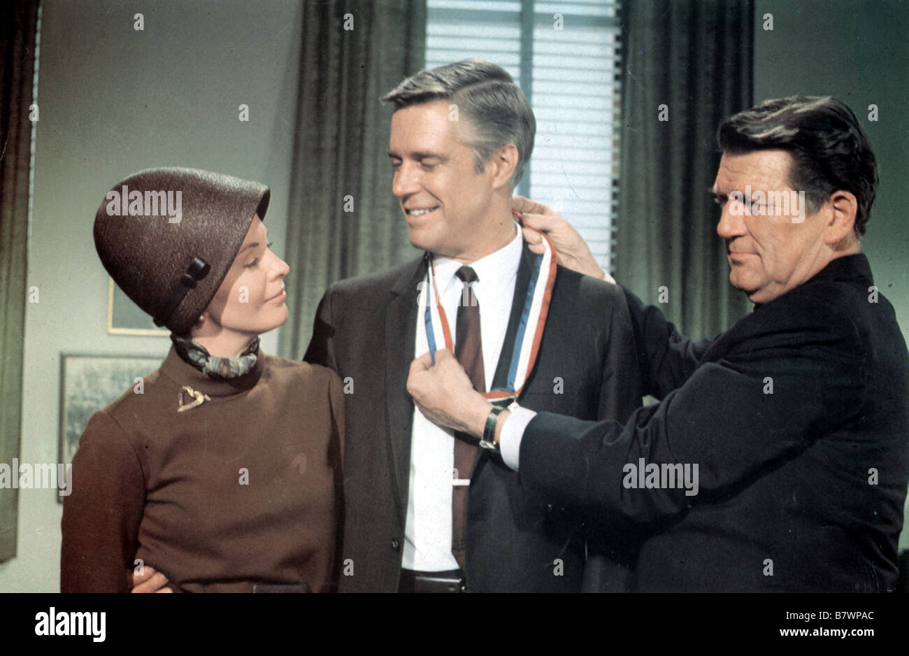 Pendulum Year: 1969 USA George Peppard Jean Seberg Director: George Schaefer Stock Photo - Alamy
