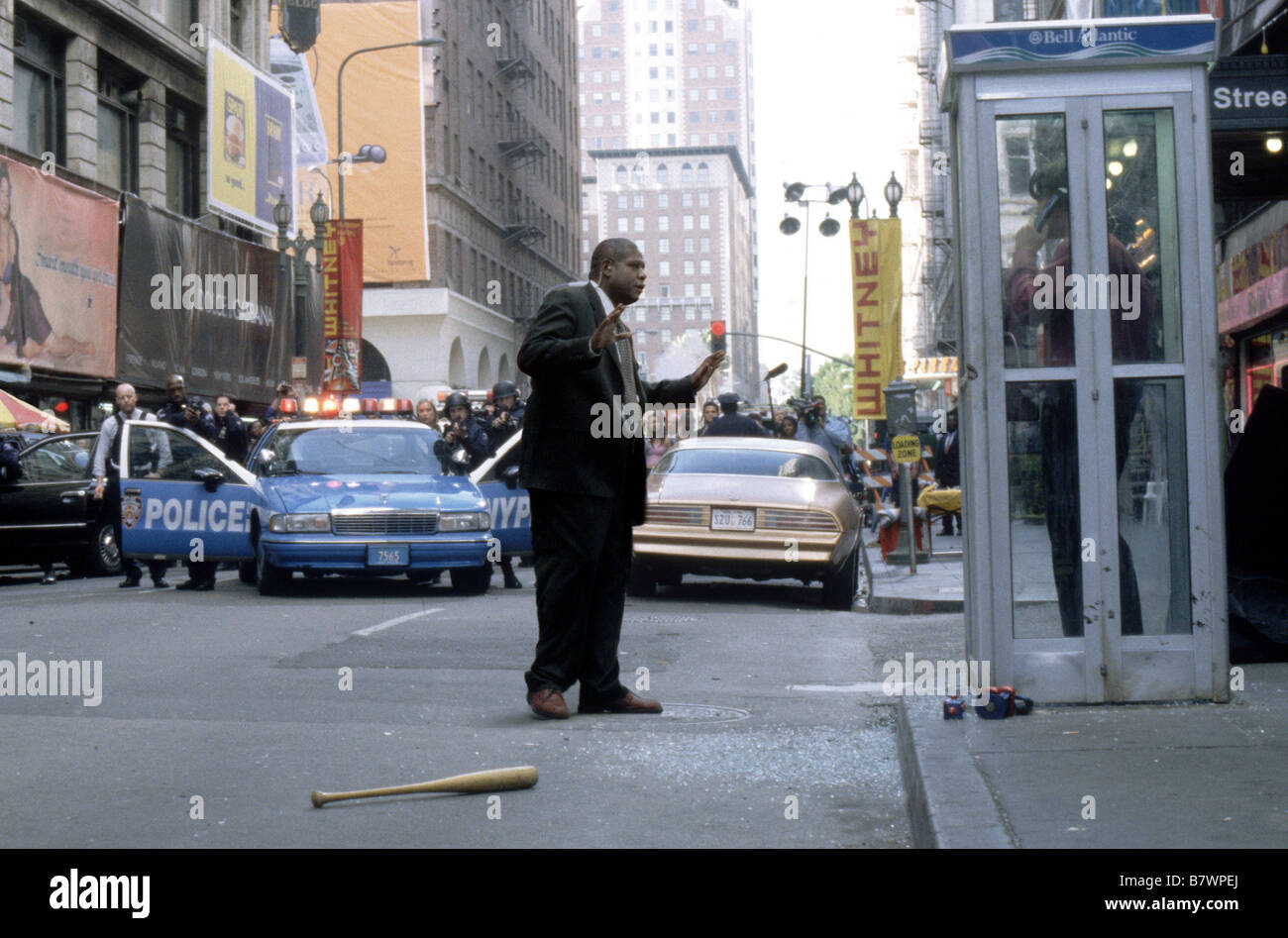 Phone Booth Year: 2002 USA Forest Whitaker, Colin Farrell Director ...