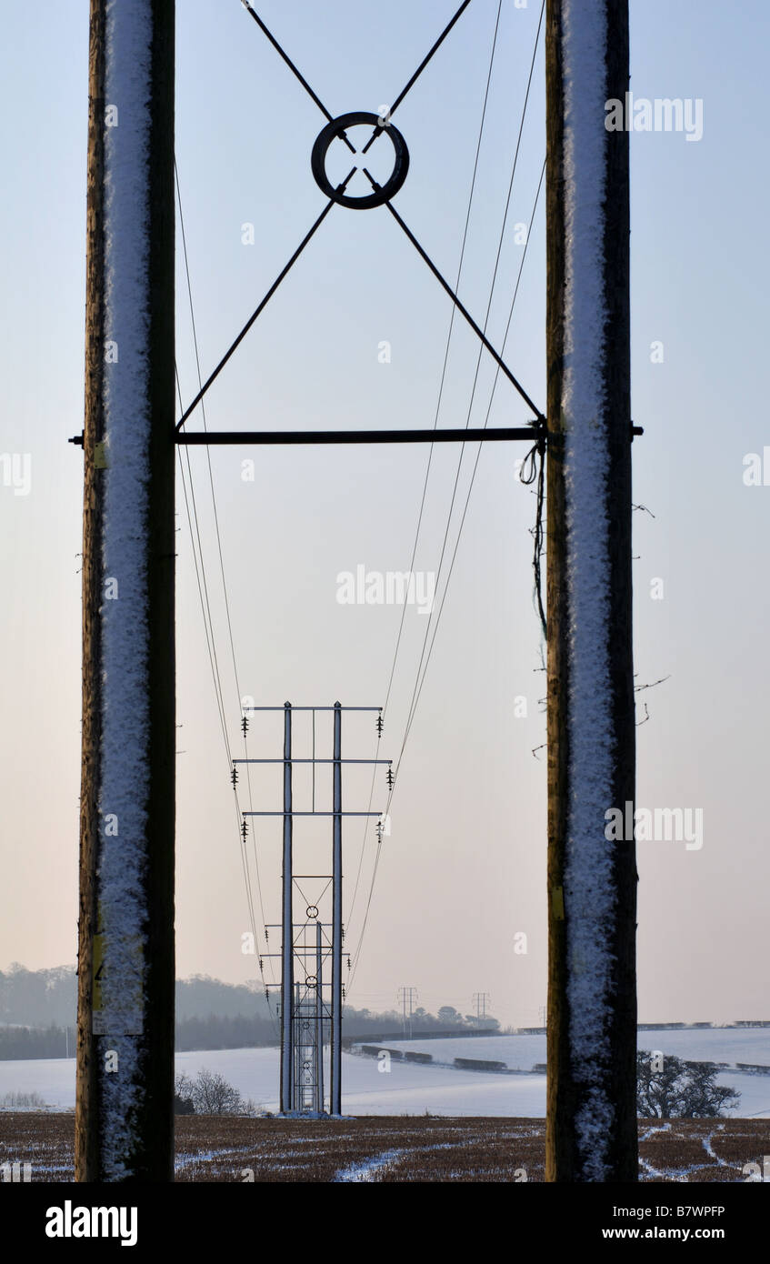 Crossing power lines hi-res stock photography and images - Alamy