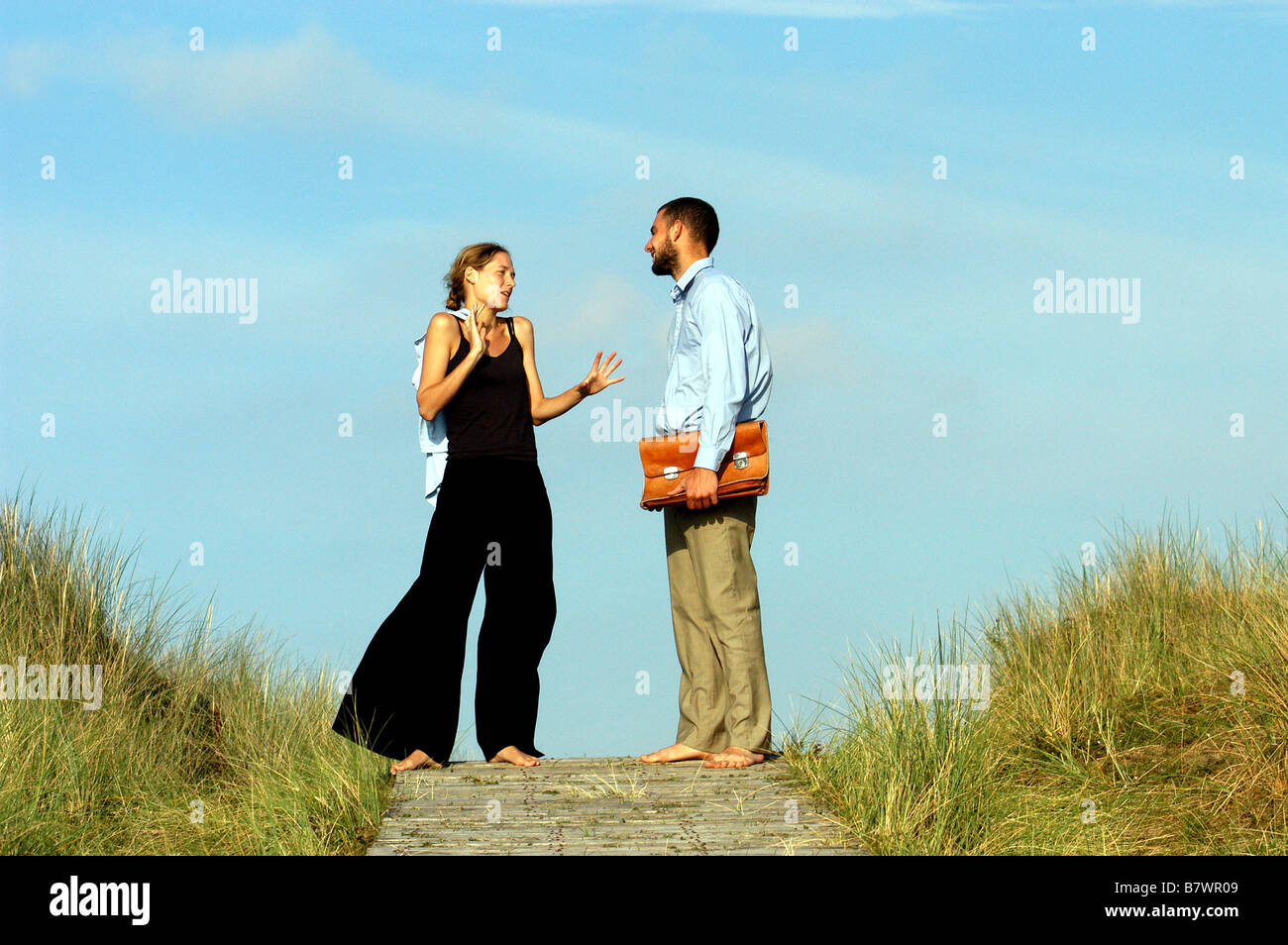 Office at beach hi-res stock photography and images - Alamy