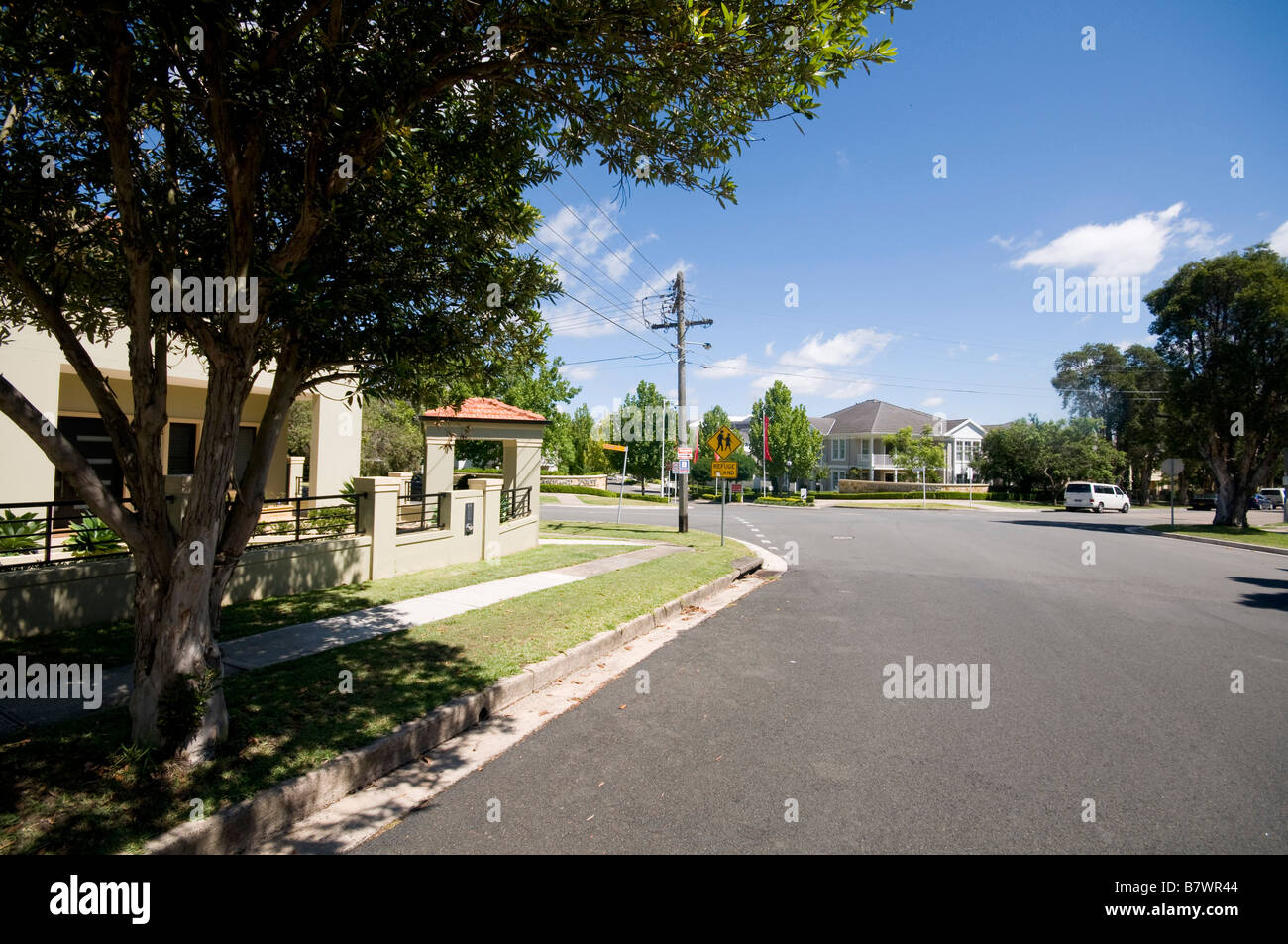 Roads suburb australia hi-res stock photography and images - Alamy