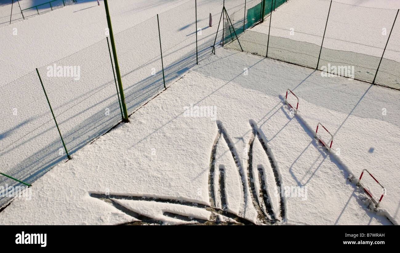 Snow covered tennis courts, Laveno, Italy Stock Photo - Alamy