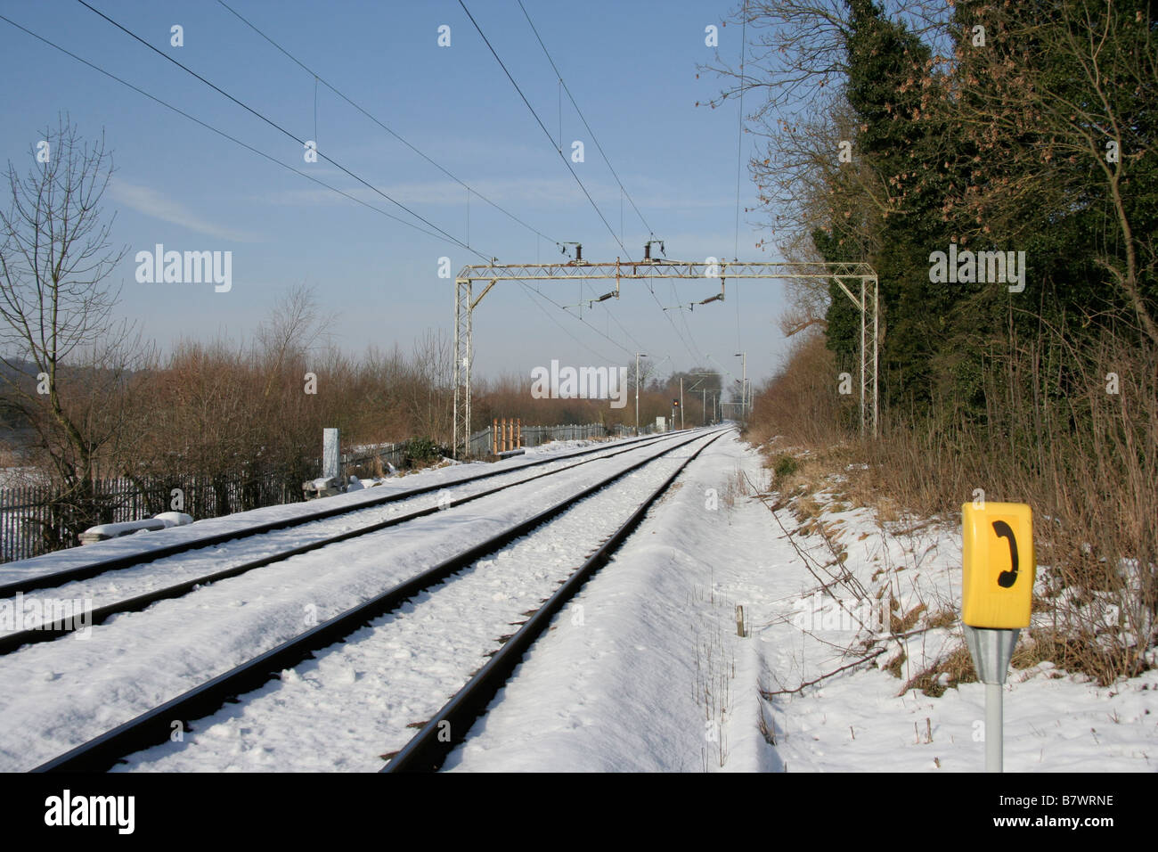 Emergency railway phone hi-res stock photography and images - Alamy