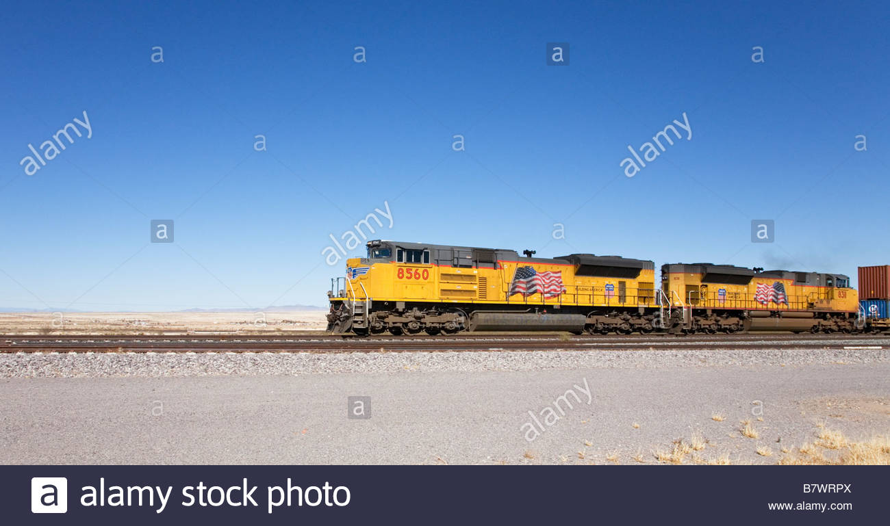 Pulling Containers High Resolution Stock Photography and Images - Alamy