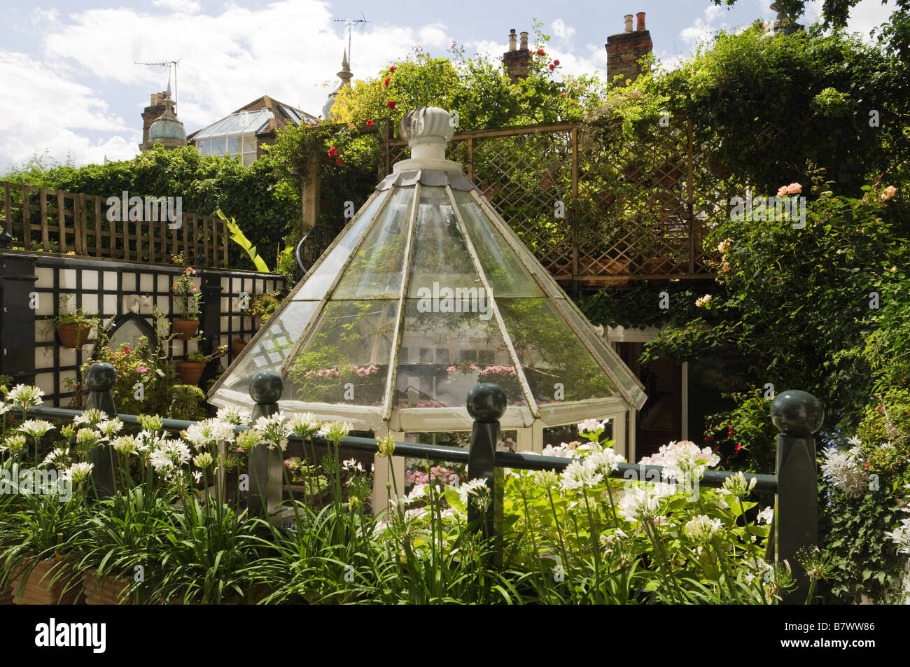 Victorian greenhouse hi-res stock photography and images - Alamy