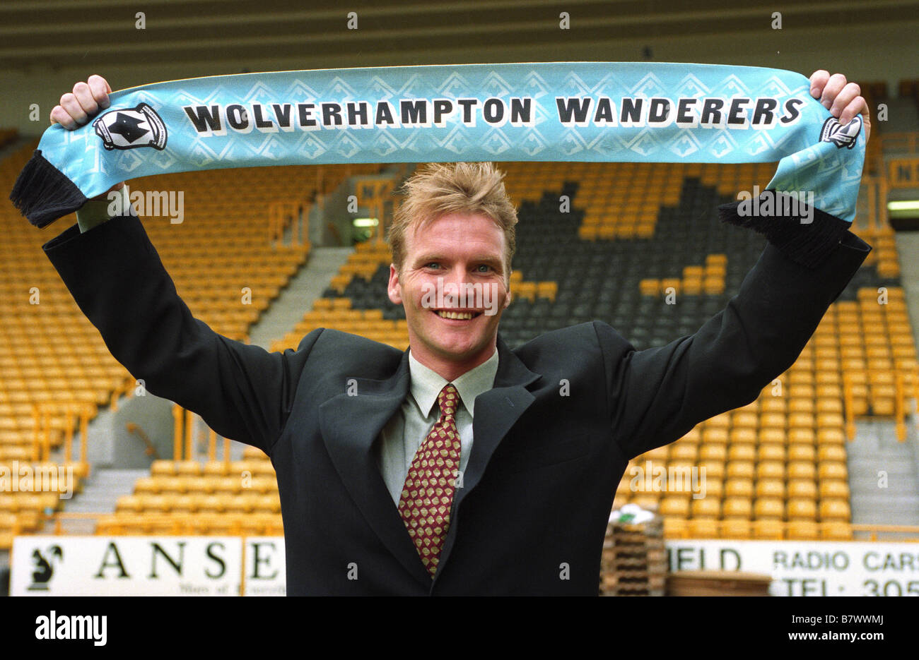 Geoff thomas football hi-res stock photography and images - Alamy