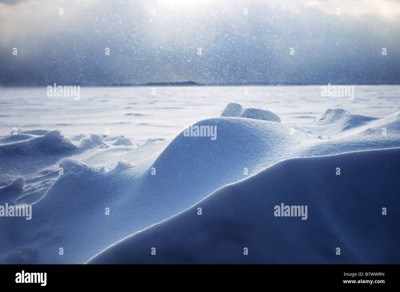 Drifting snow along Lake Mendota in Madison Wisconsin Stock Photo - Alamy