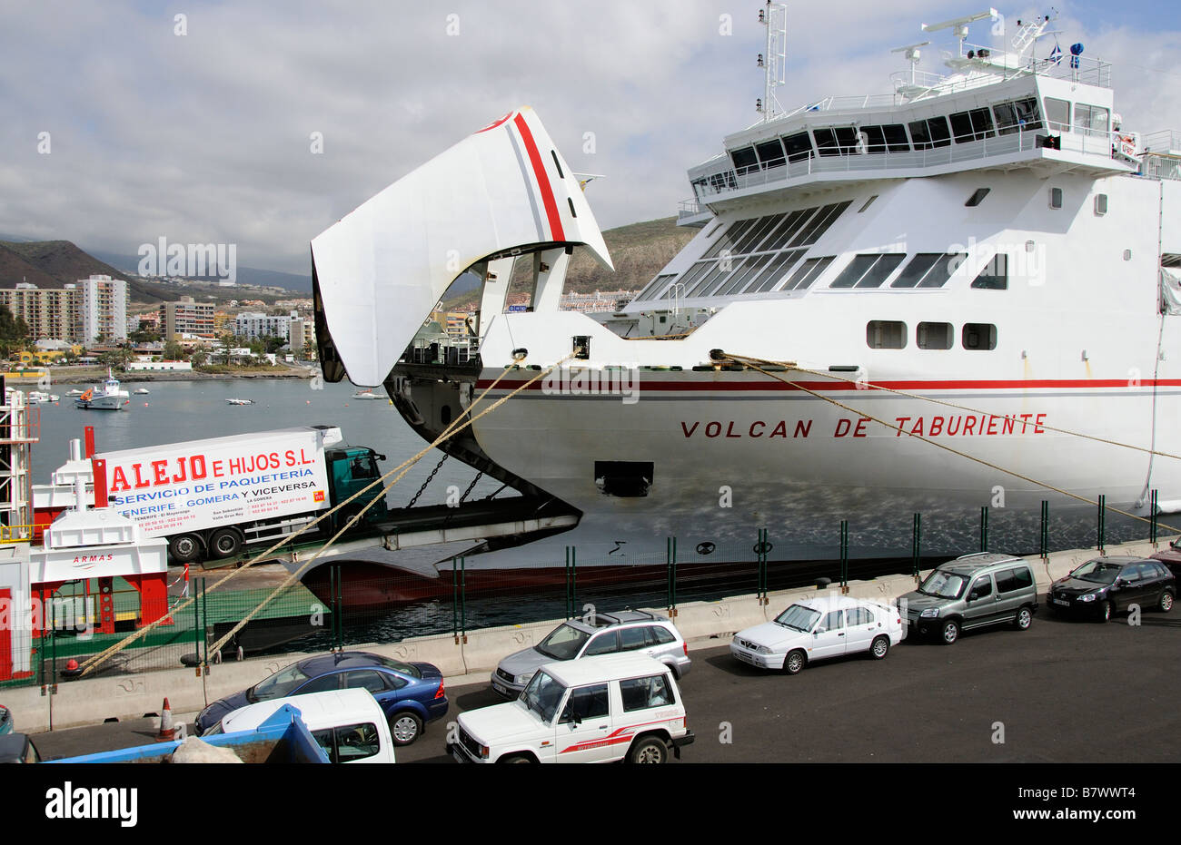 Roro ship bow doors open hi-res stock photography and images - Alamy