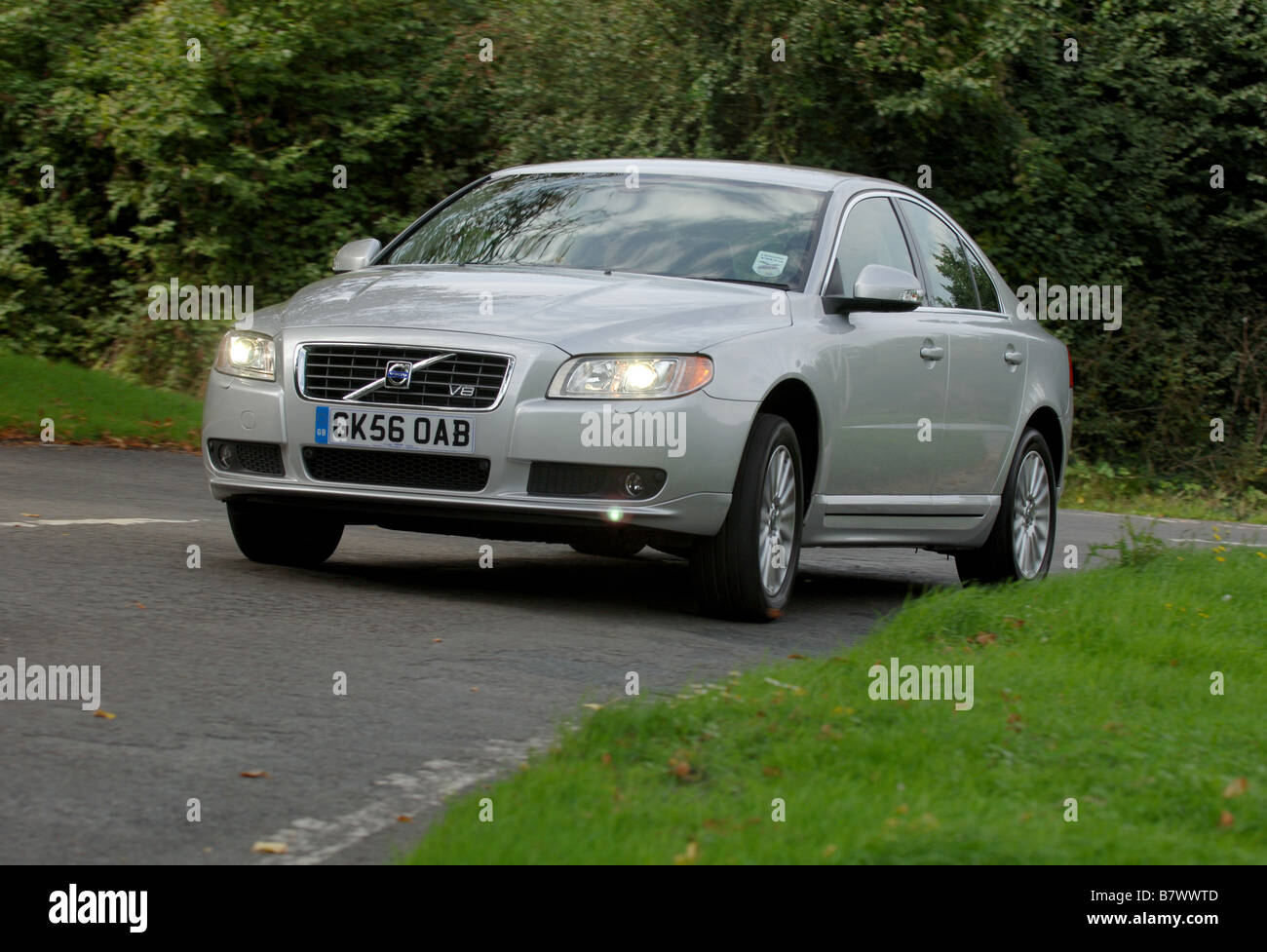 Volvo S80 V8 car cornering fast Stock Photo - Alamy
