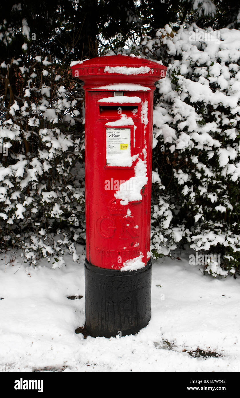 British Postbox Stock Photos & British Postbox Stock Images - Alamy