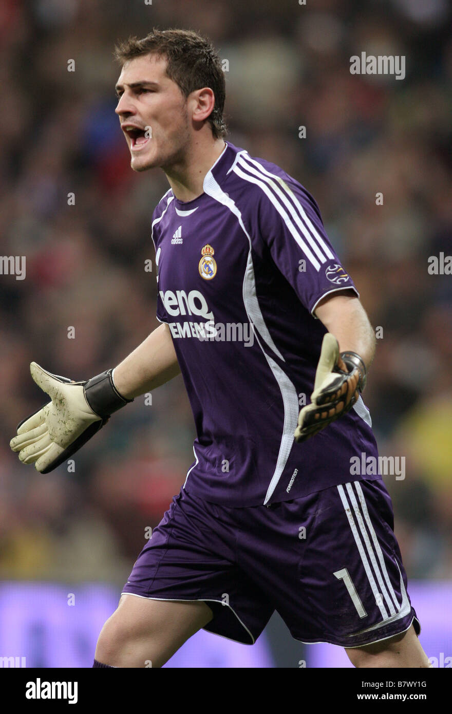 Iker Casillas, Real Madrid goalkeeper, shouts out Stock Photo - Alamy