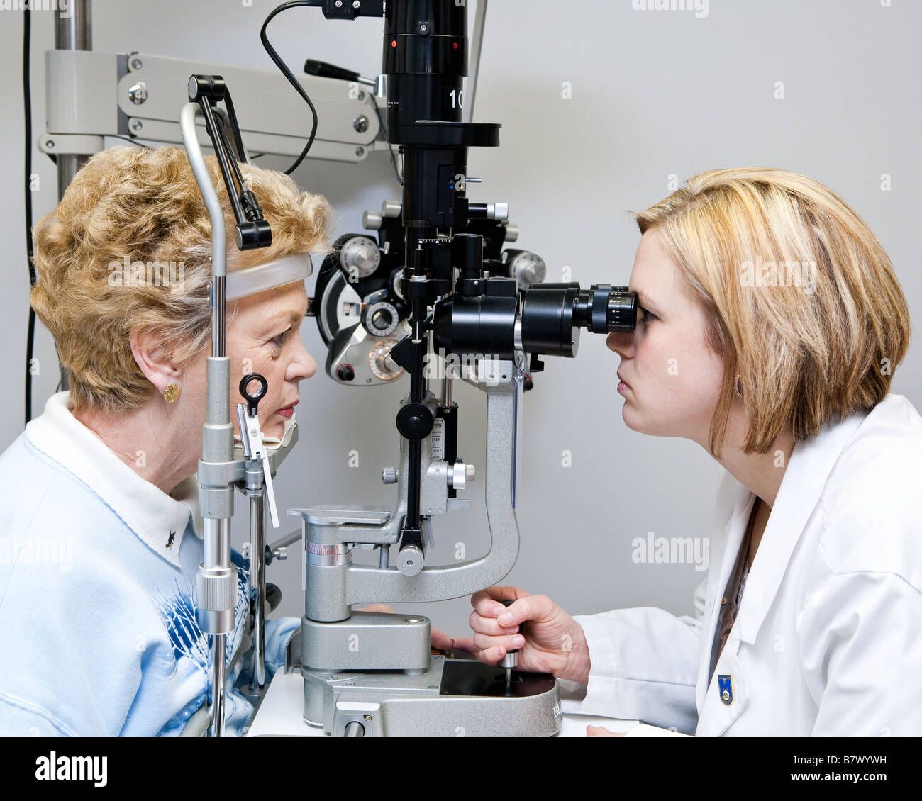 Eye exam hi-res stock photography and images - Alamy