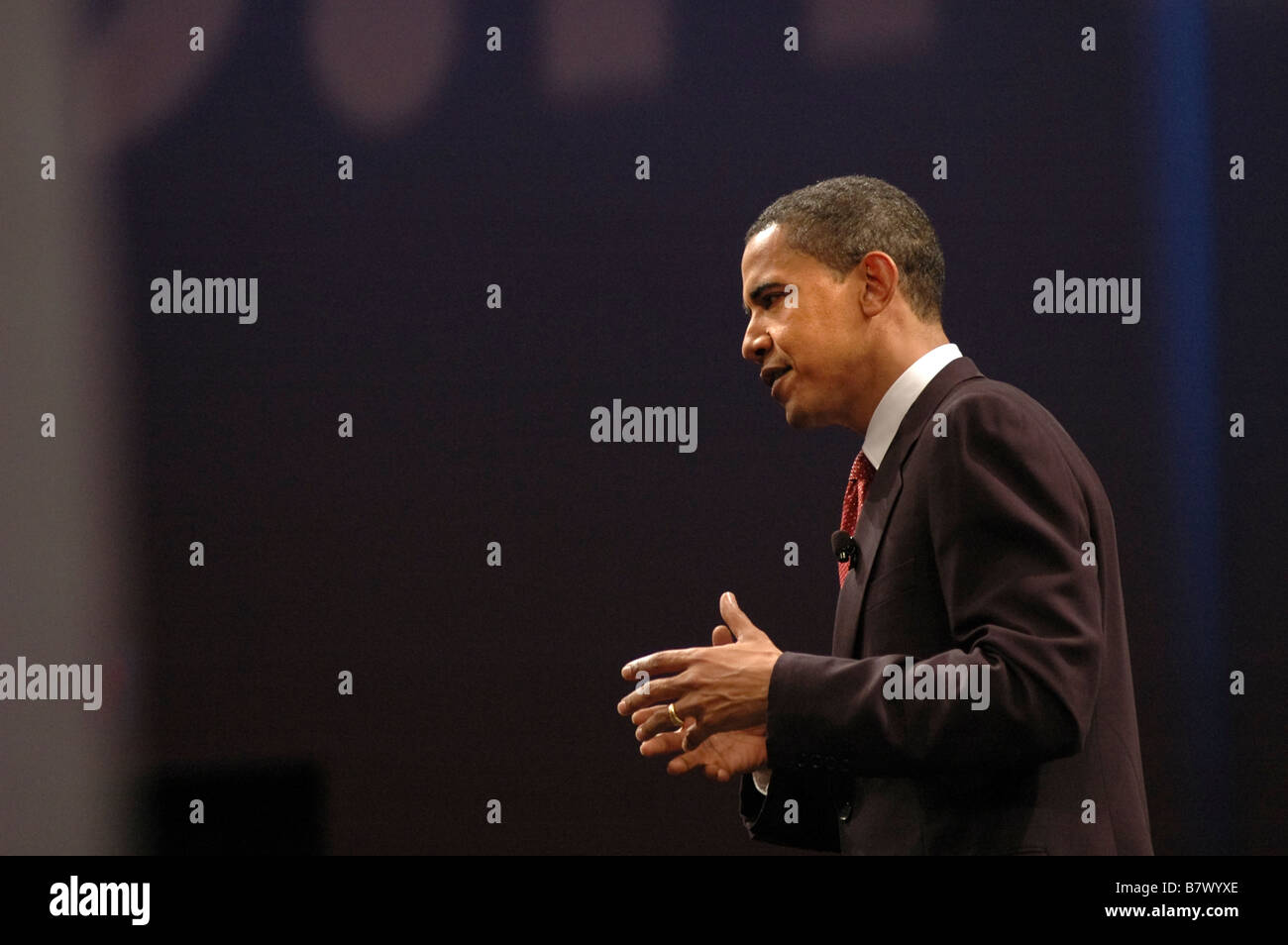 Barack Obama speaks to the audience during CNN and Sojourners 2007 ...