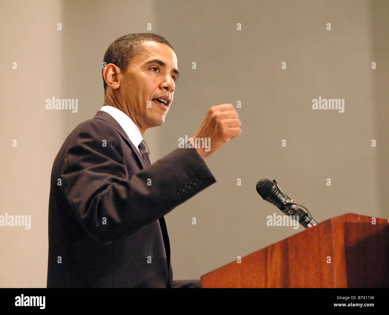 Politician hand gesture hi-res stock photography and images - Alamy