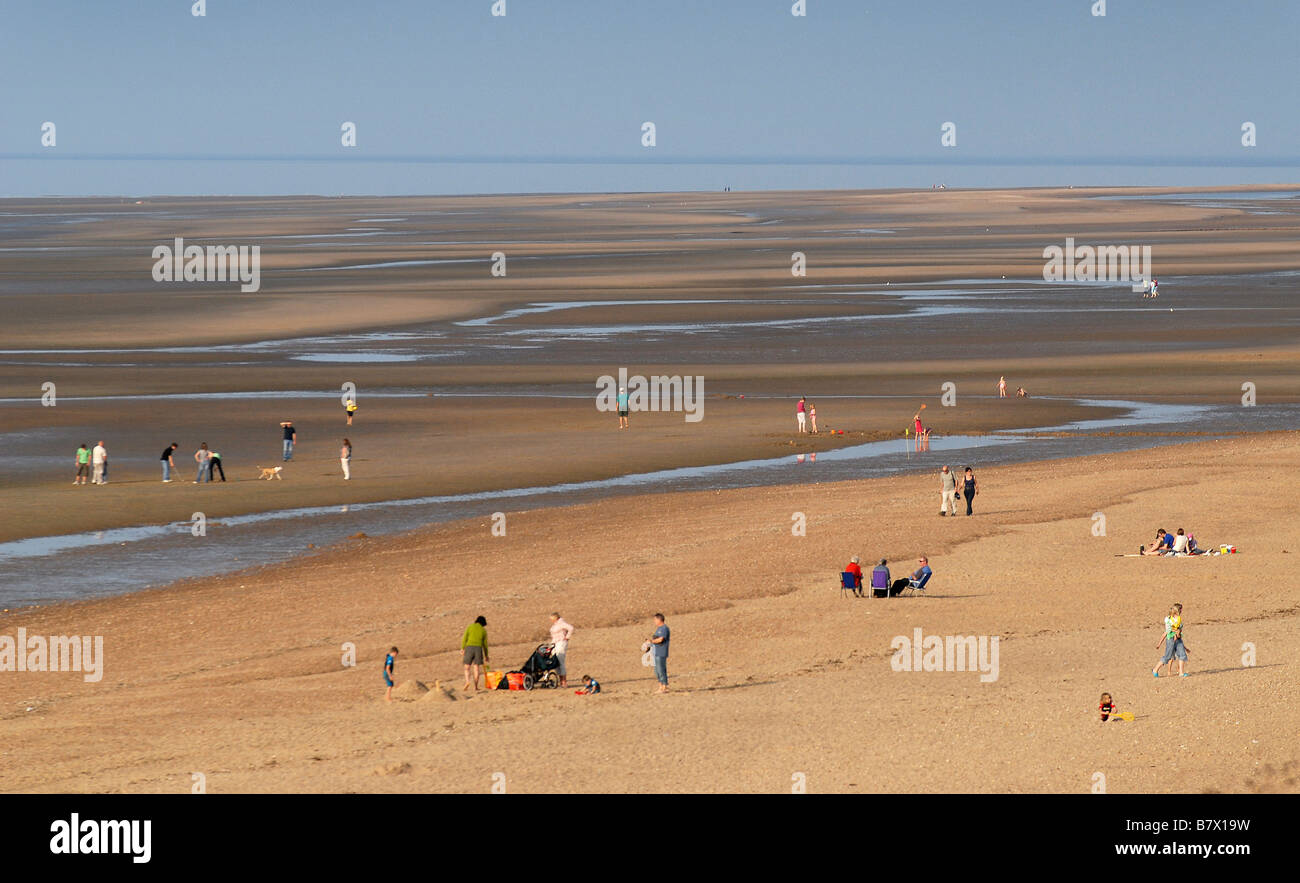 Hunstanton beach norfolk hi-res stock photography and images - Alamy