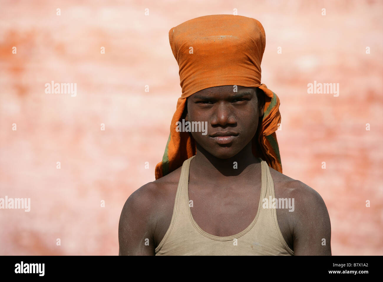 Indian labourer hi-res stock photography and images - Alamy